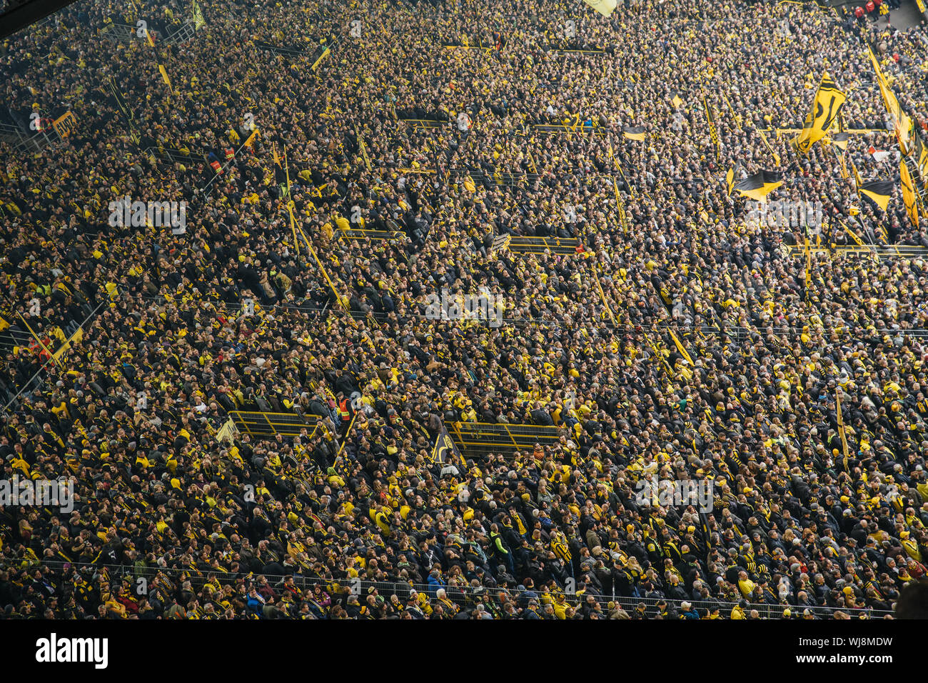 Germany stadium crowd hi-res stock photography and images - Alamy