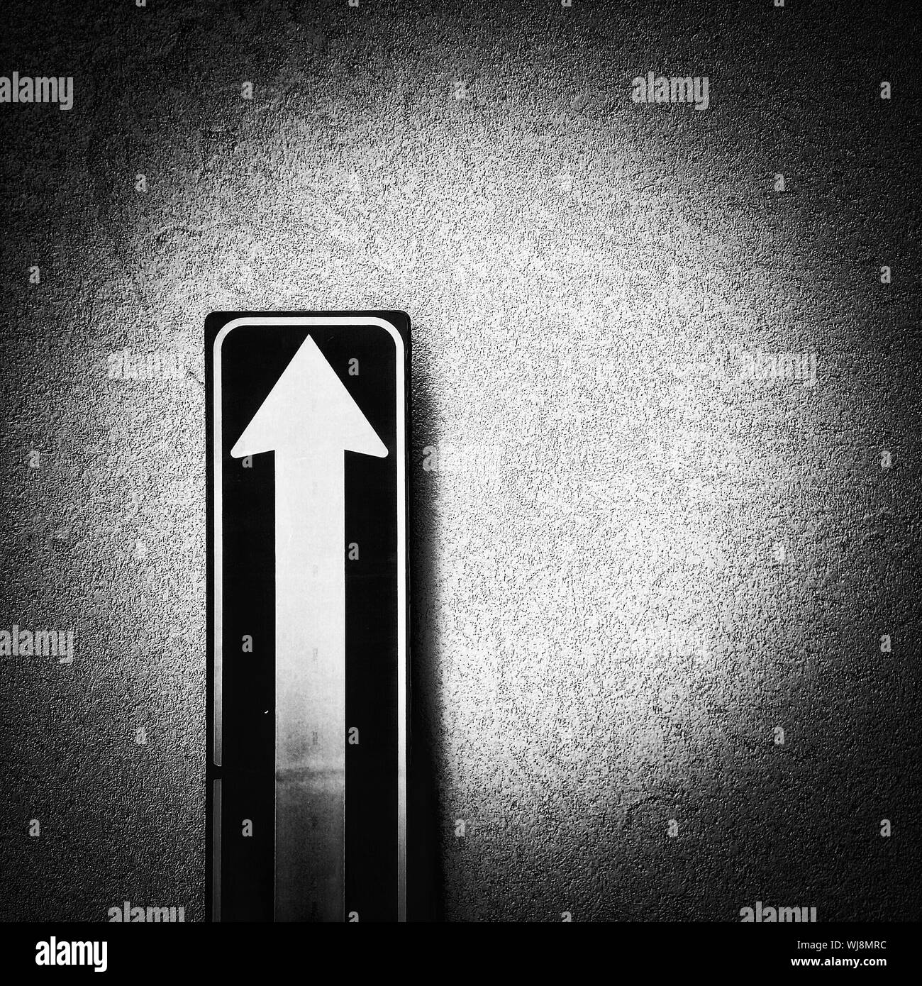 Upward Arrow Black and White Stock Photos & Images - Alamy