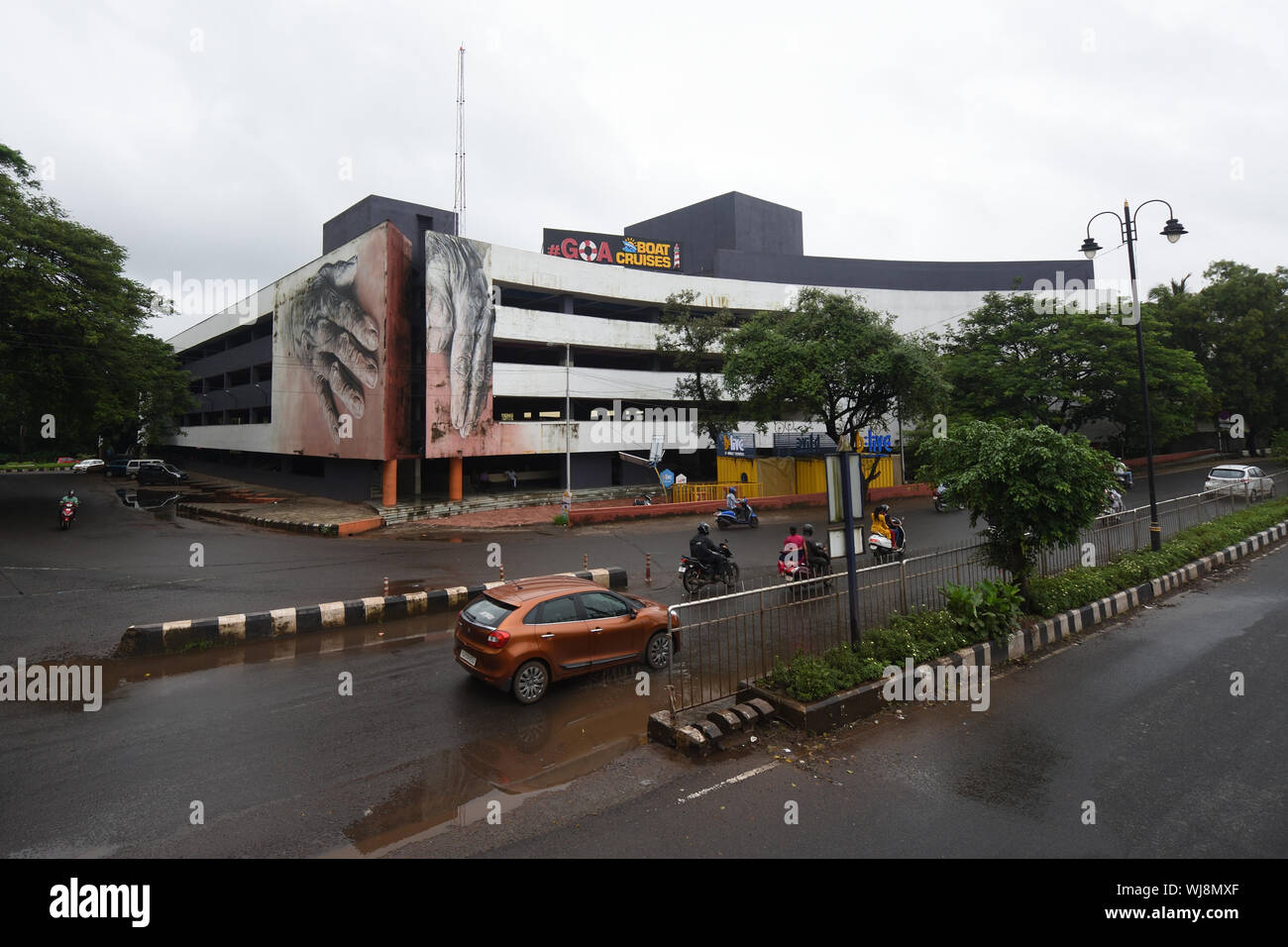 Multi-Level Car Park. Patto colony, Panaji, Goa, India Stock Photo - Alamy