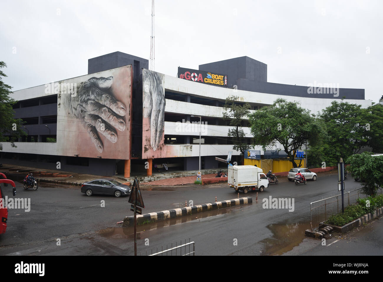 Multi-Level Car Park. Patto colony, Panaji, Goa, India Stock Photo - Alamy