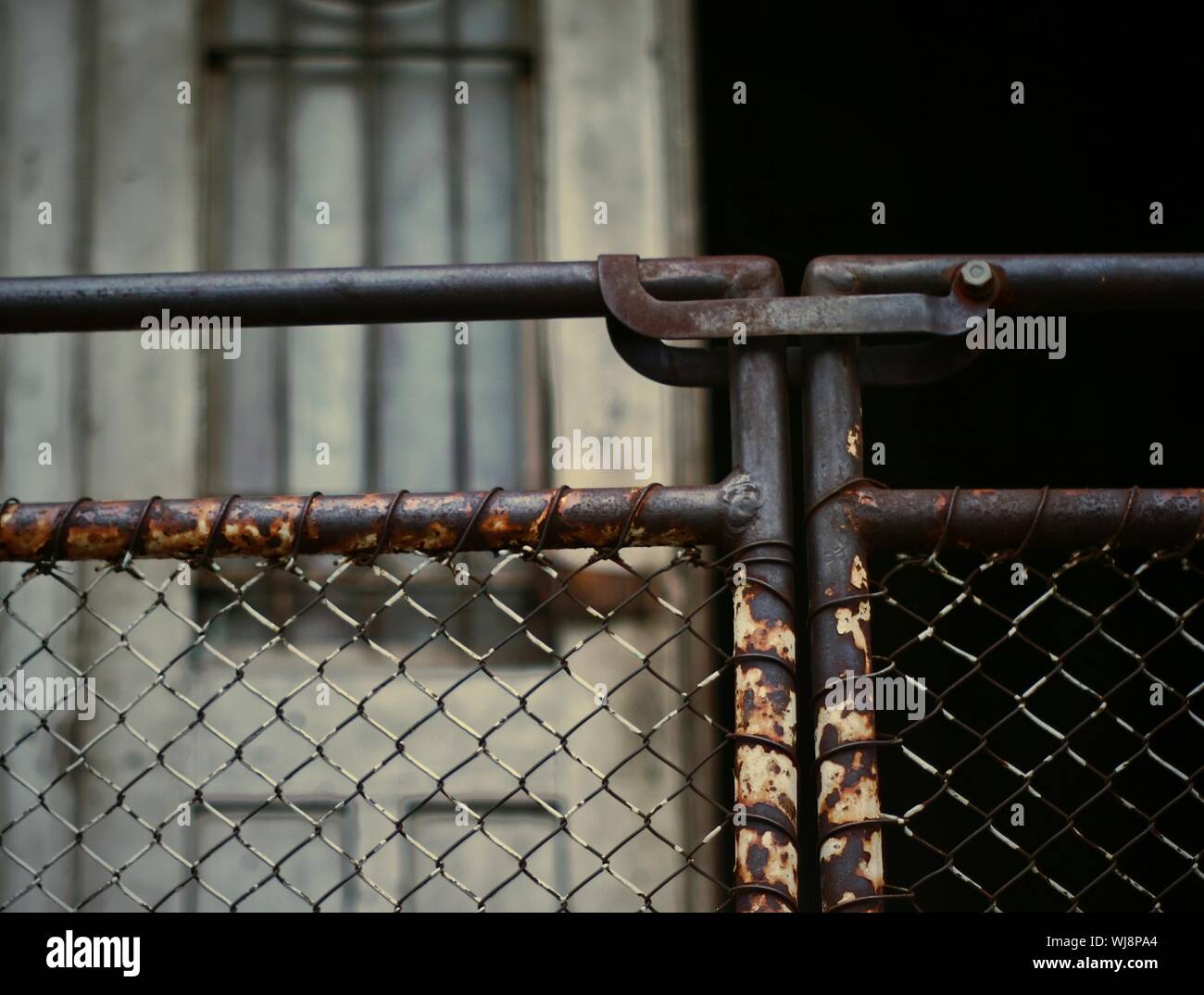 Low Metal Fence High Resolution Stock Photography and Images - Alamy