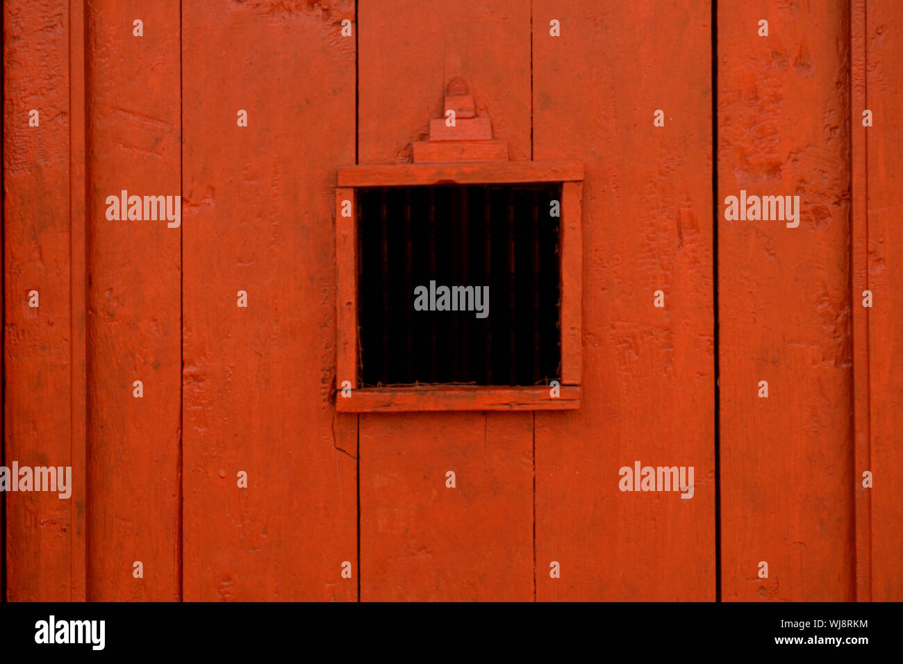 Orange door hi-res stock photography and images - Alamy