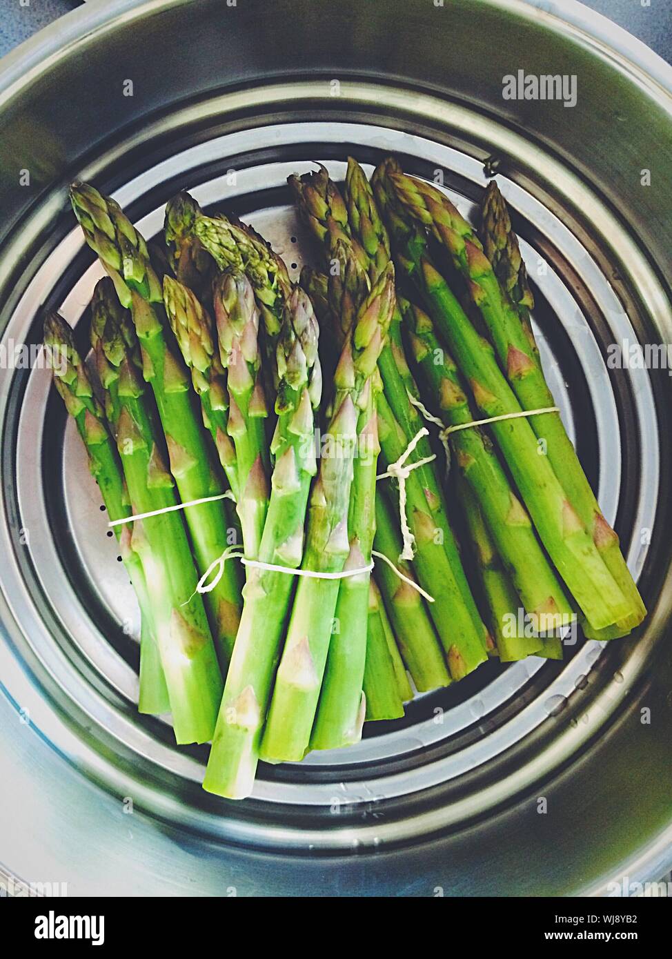 Stem cooking hi-res stock photography and images - Alamy