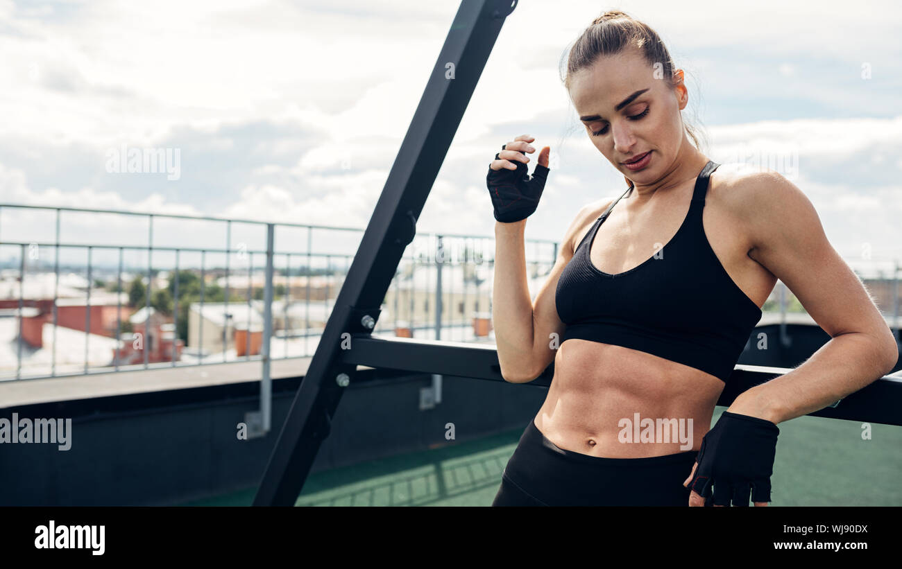 People resting on terrace hi-res stock photography and images - Alamy