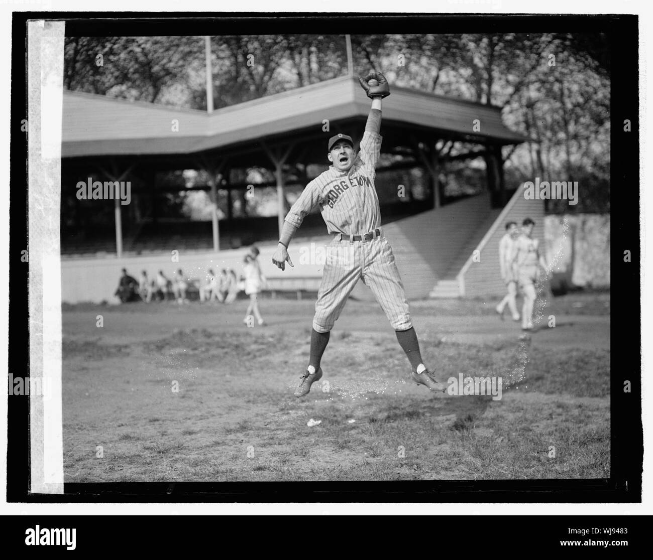 U geo Cut Out Stock Images & Pictures - Alamy