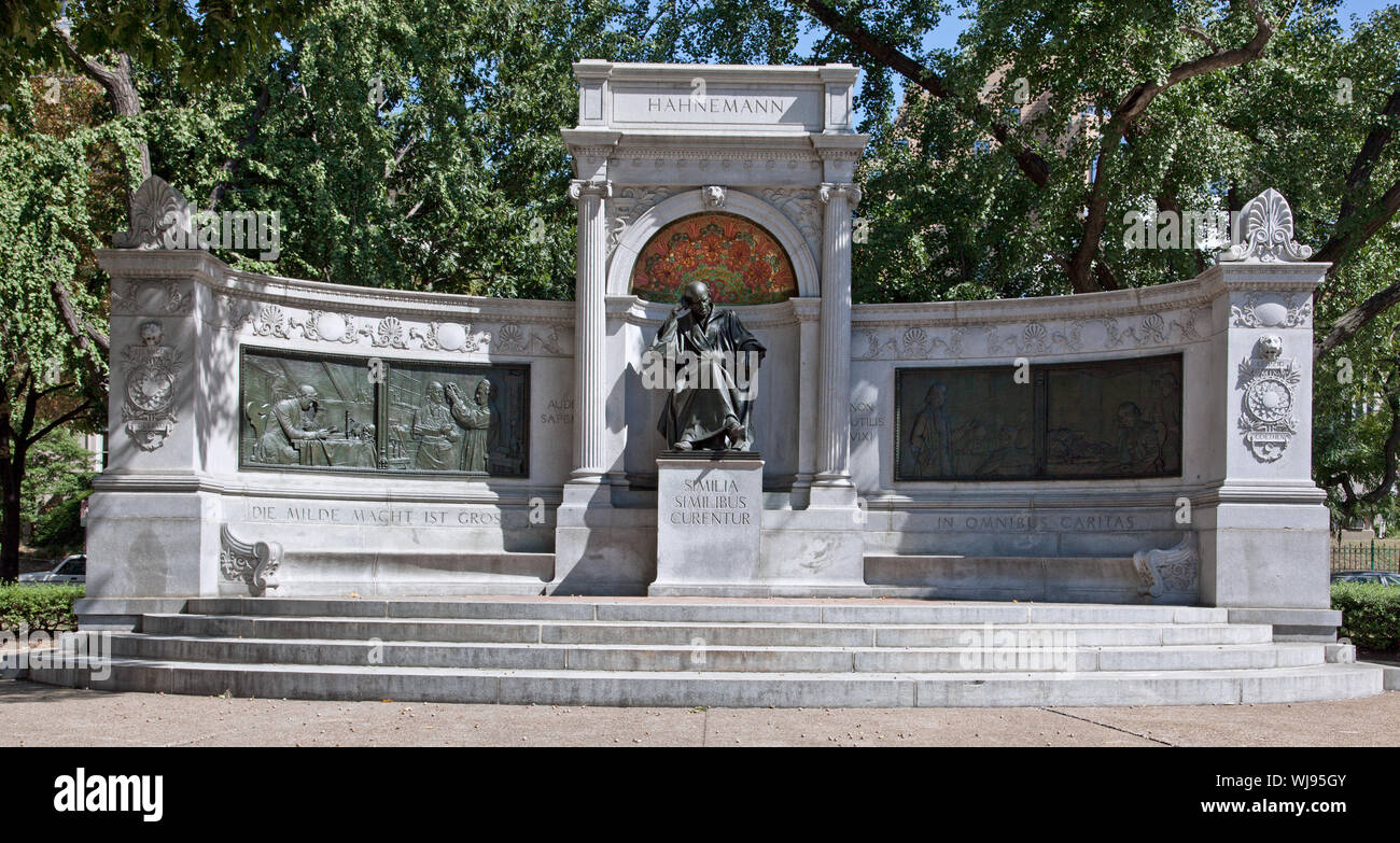 Scott circle hi-res stock photography and images - Alamy