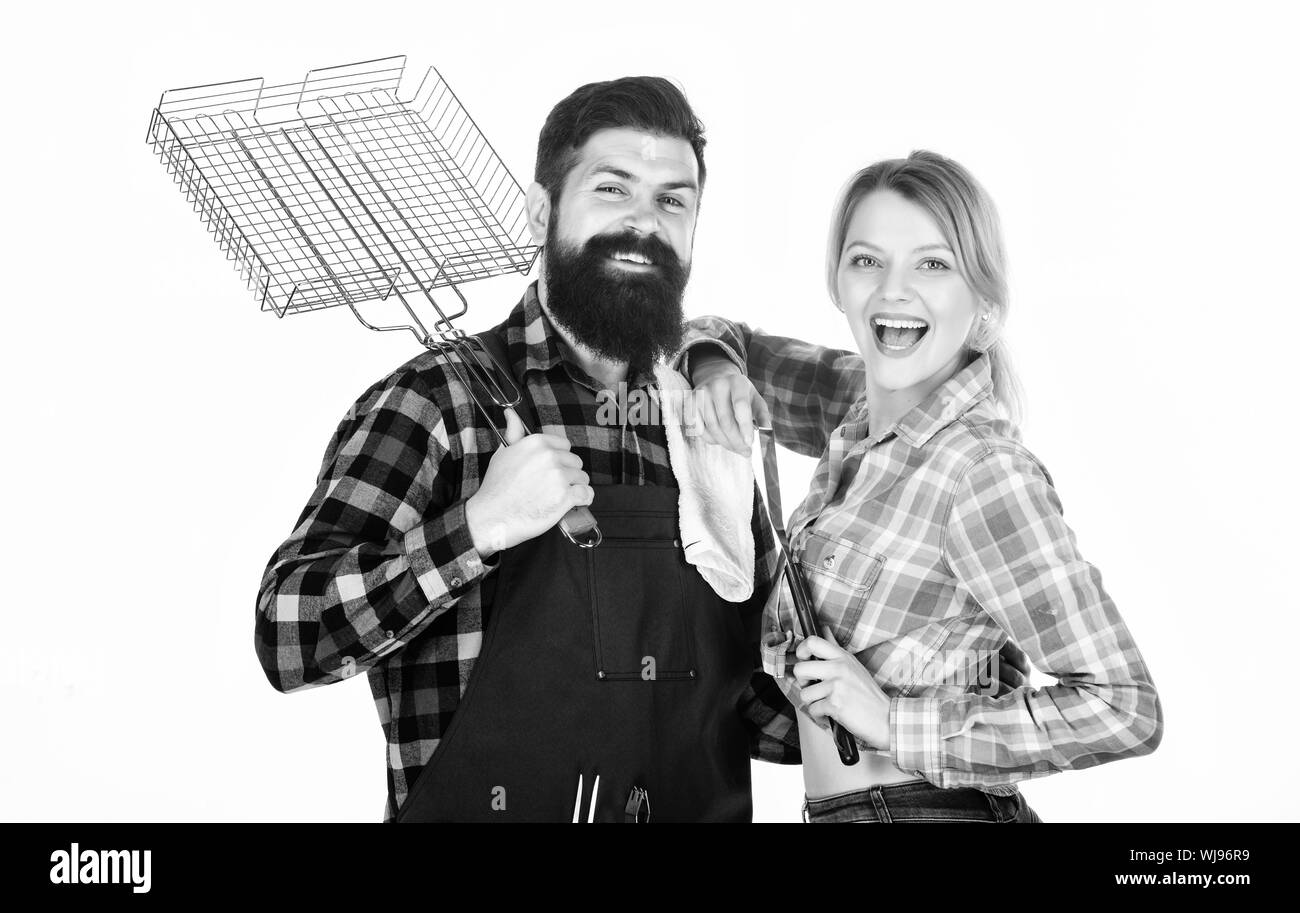 Family getting ready for barbecue. Backyard barbecue party. Cooking ...