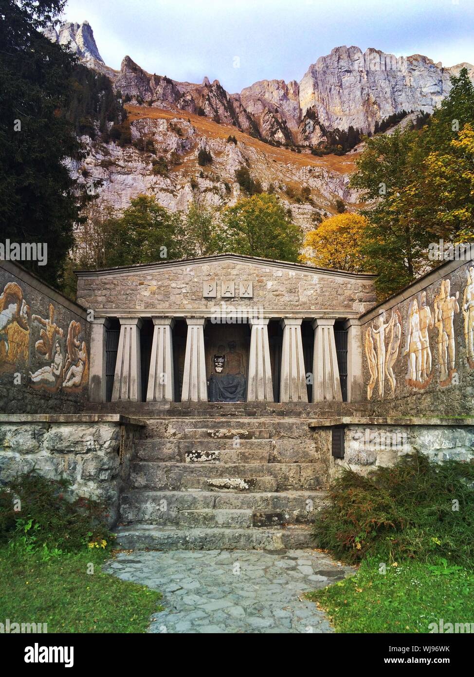 Paxmal hi-res stock photography and images - Alamy