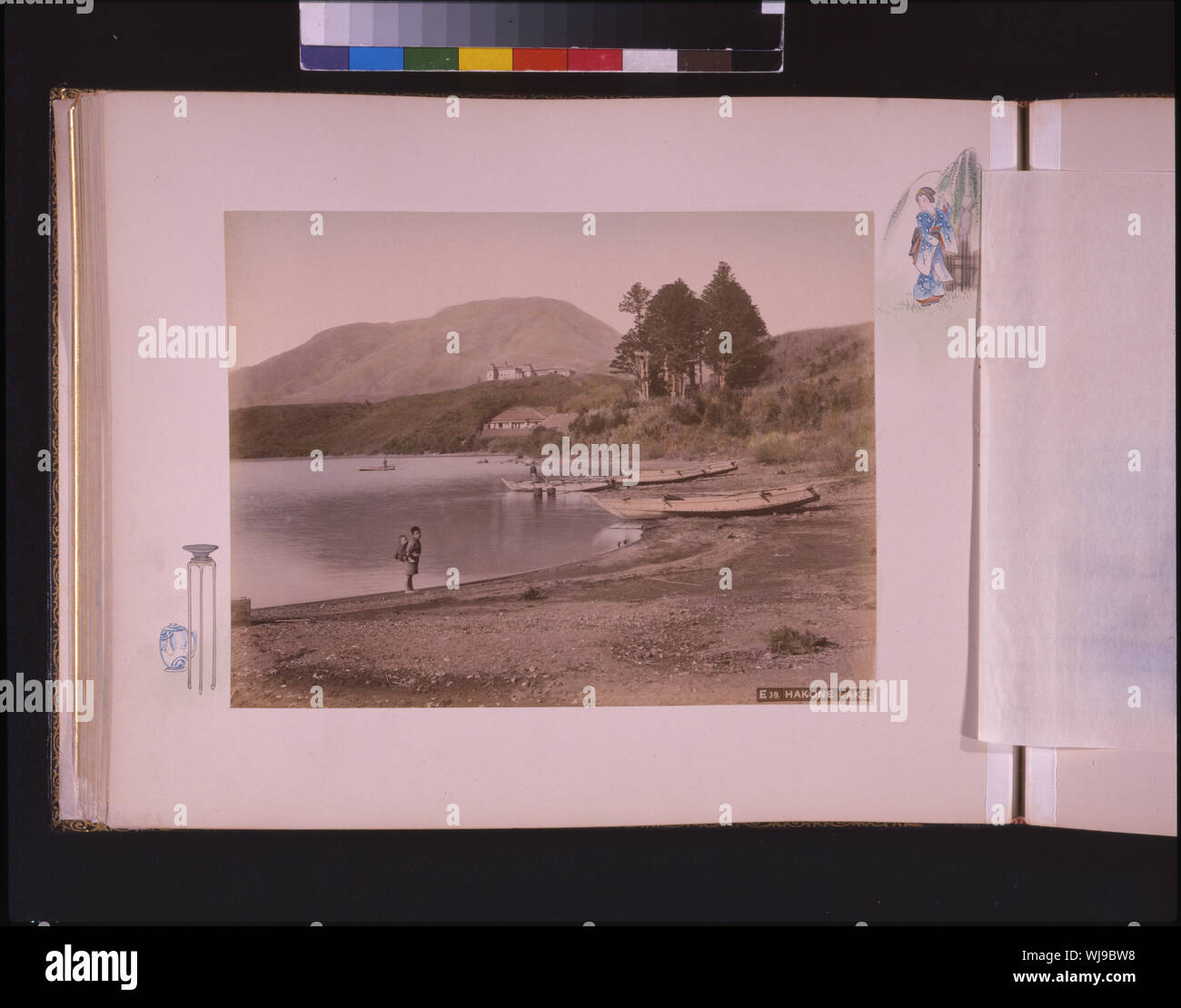 Hakone lake hi-res stock photography and images - Alamy