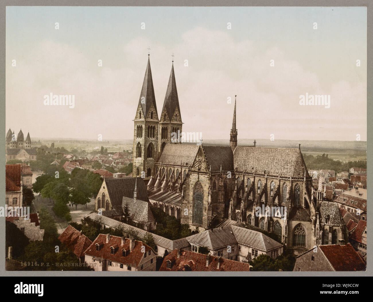 Halberstadt cathedral architecture hi-res stock photography and images ...
