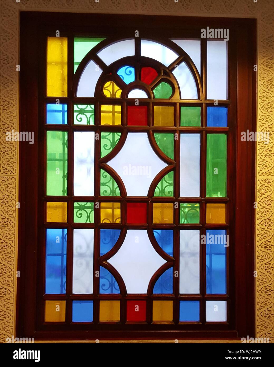 Colorful glass window hi-res stock photography and images - Alamy