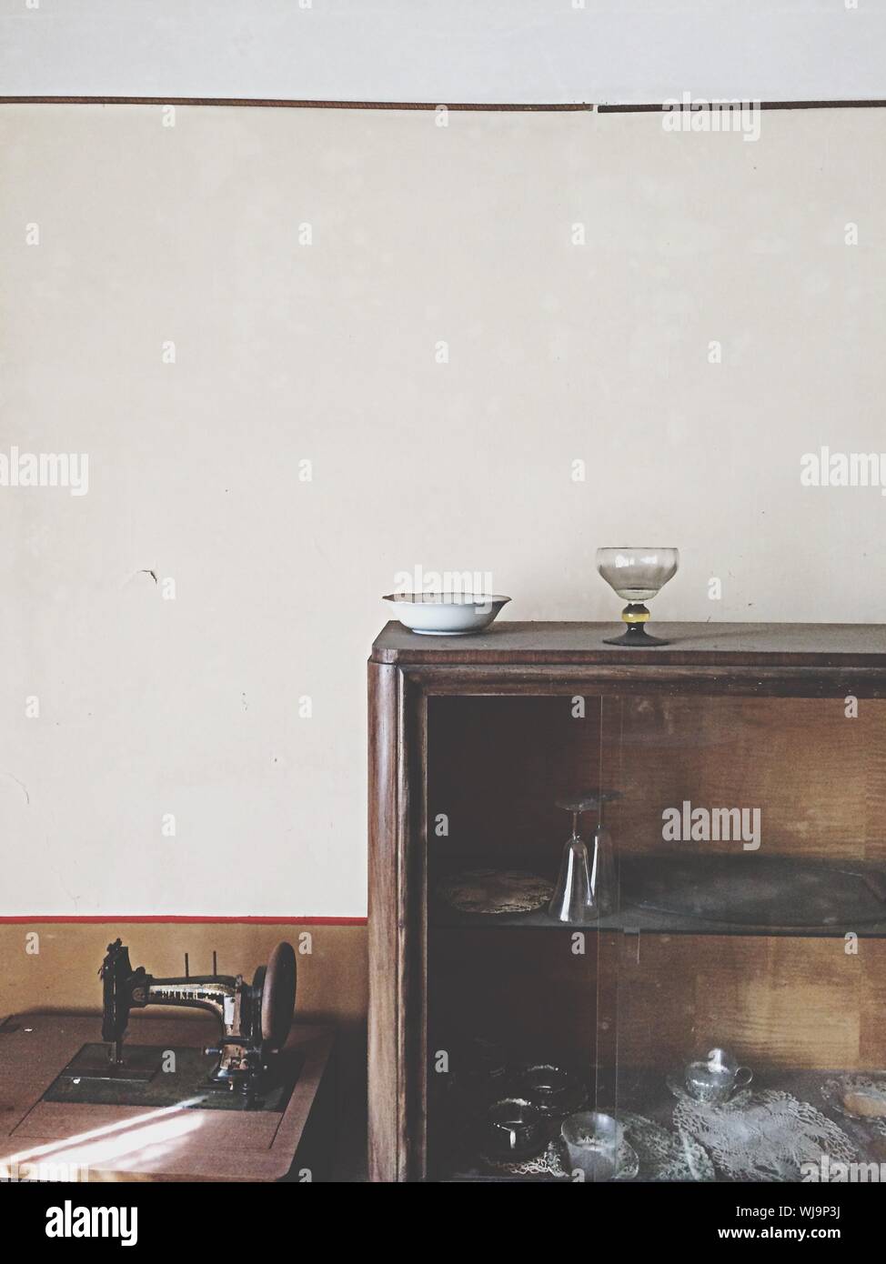 Rack machine hi-res stock photography and images - Alamy