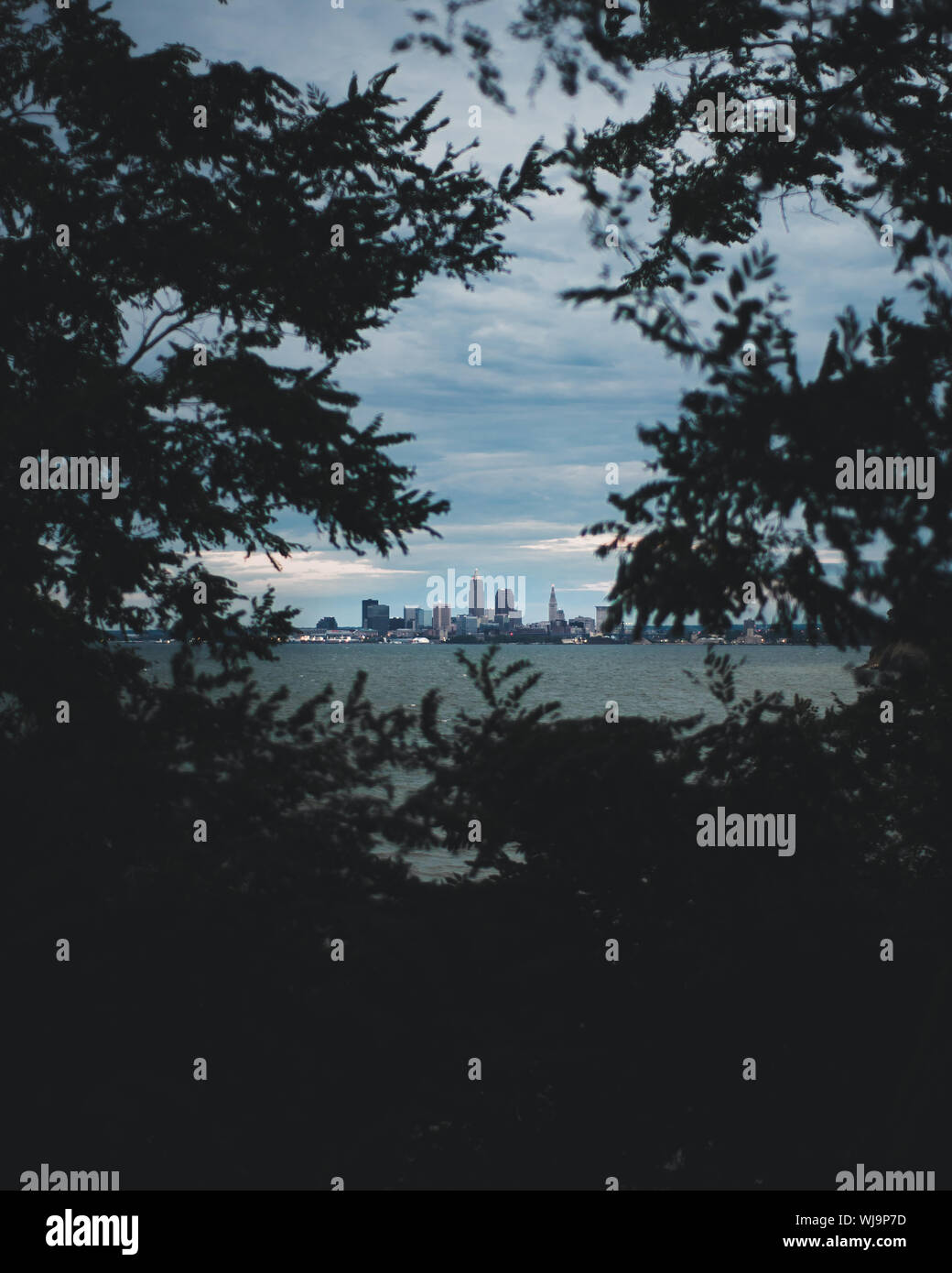 Cleveland Ohio Skyline in Fall Stock Photo - Alamy