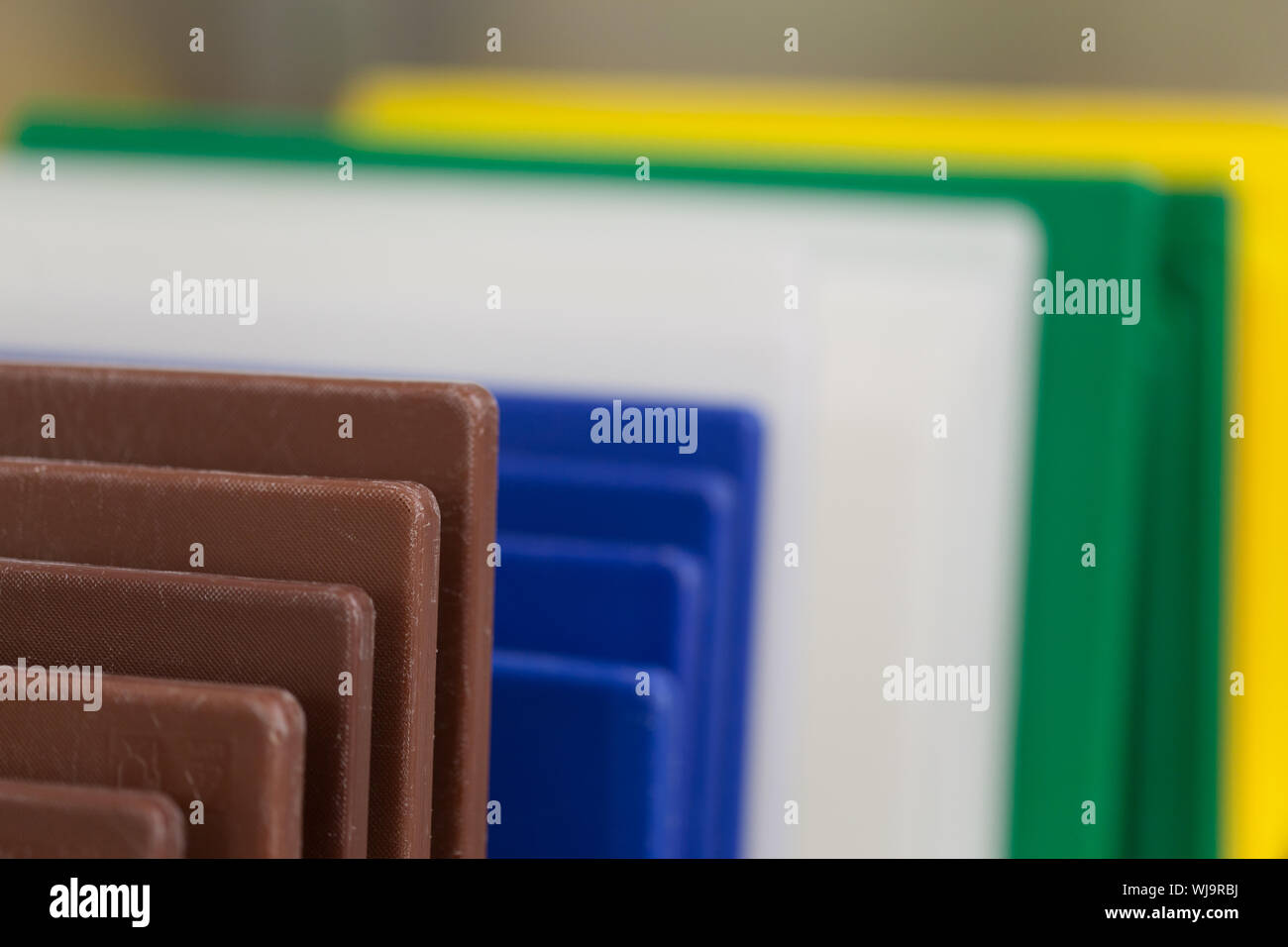 Colorful cutting boards hi-res stock photography and images - Alamy