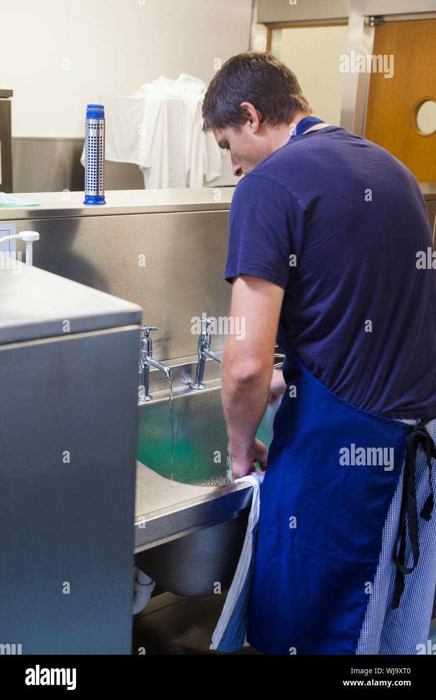 Kitchen Porter High Resolution Stock Photography and Images - Alamy