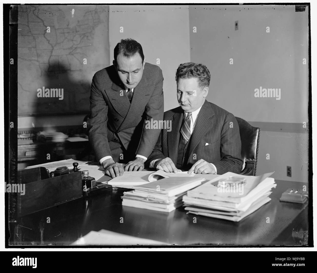 Henry lewin hi-res stock photography and images - Alamy