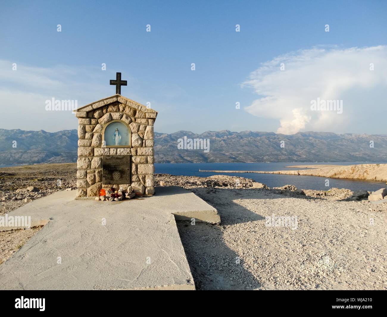 Altar mountain hi-res stock photography and images - Alamy