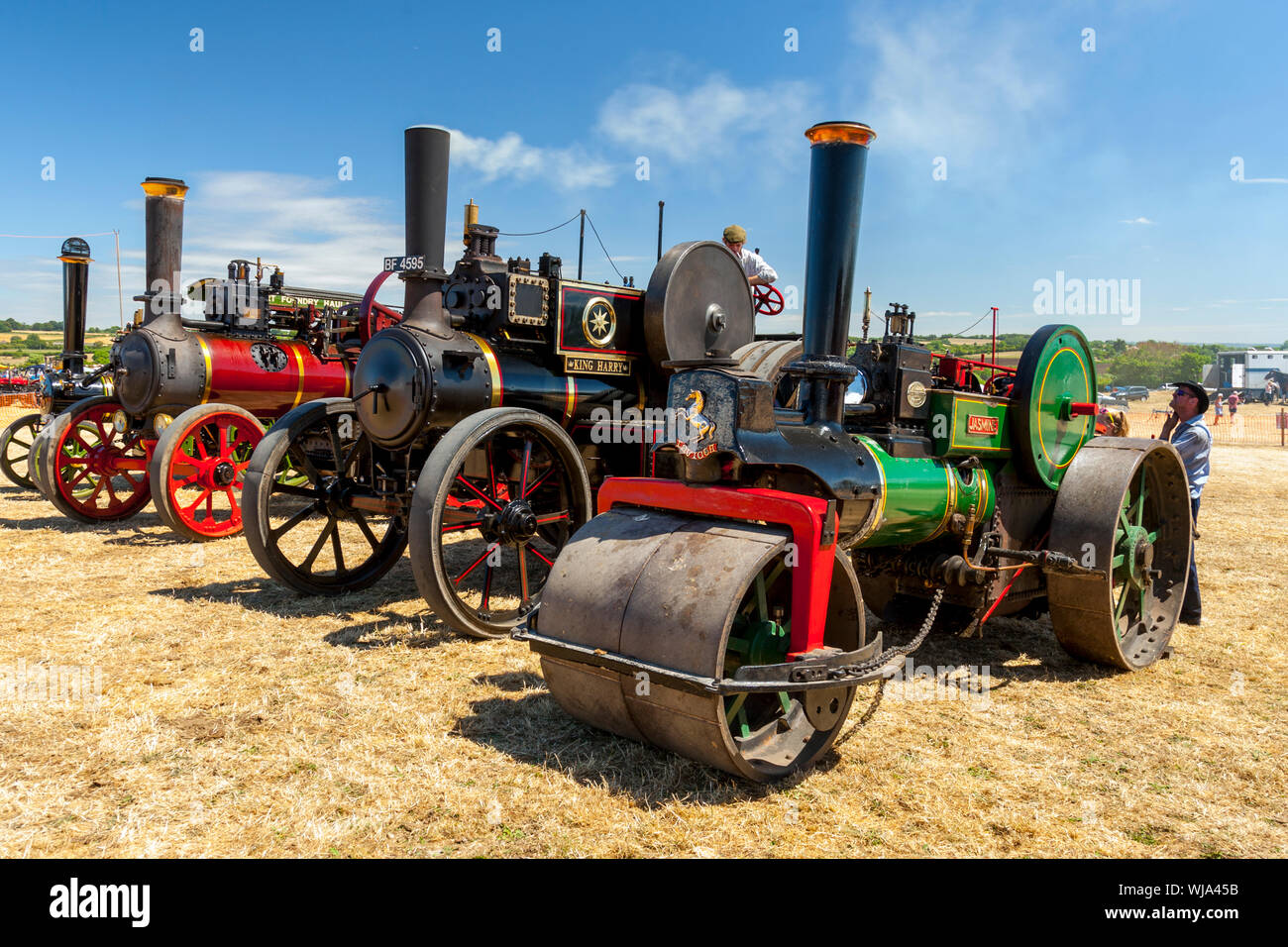 Line up vintage traction engine hi-res stock photography and images - Alamy