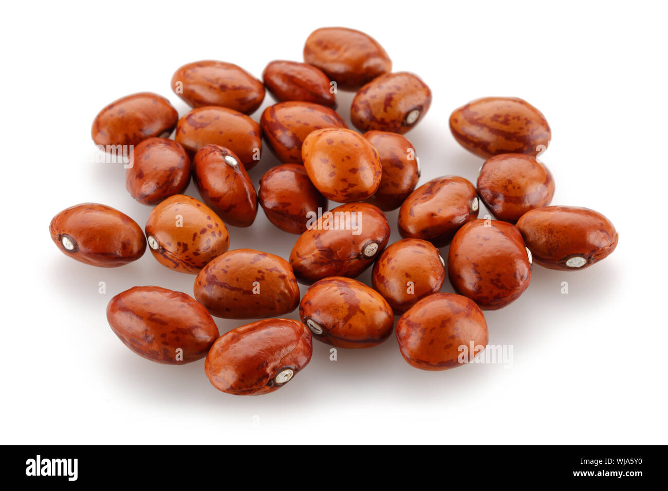 Heap of red pinto beans isolated on white background Stock Photo - Alamy