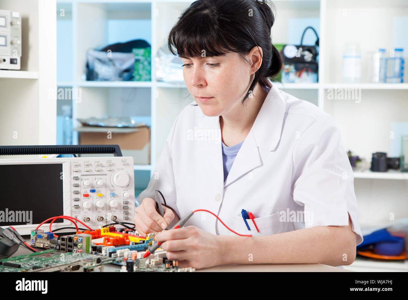 Digital engineering and test centre hi-res stock photography and images ...
