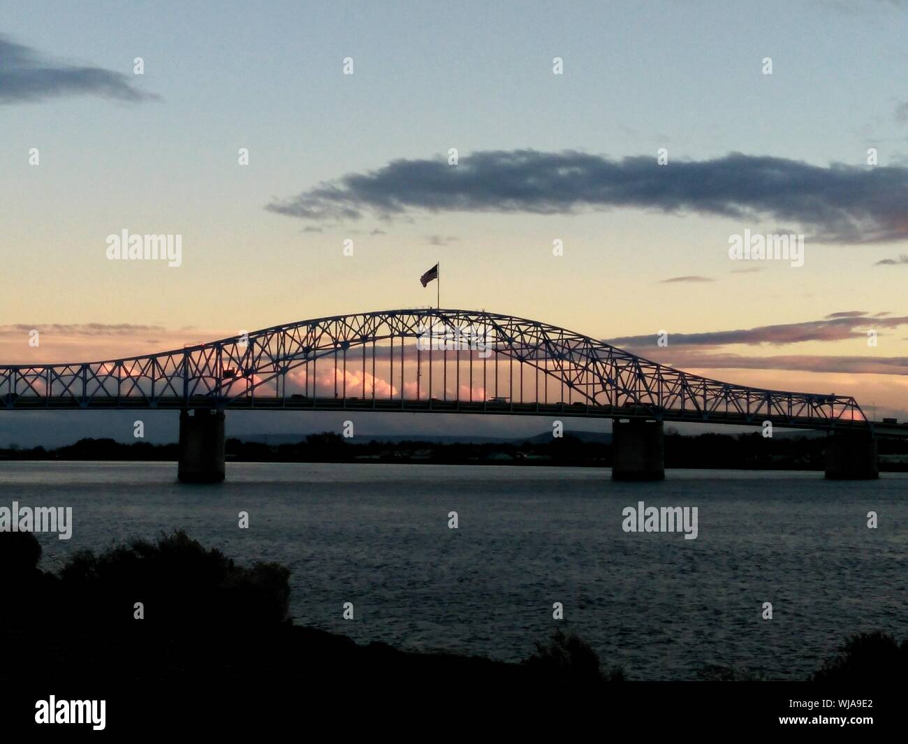 City to sea bridge hi-res stock photography and images - Alamy