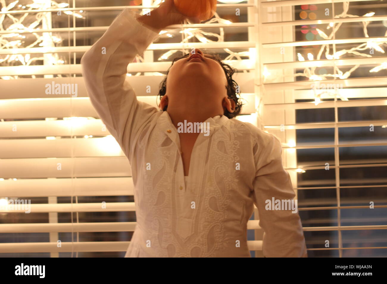 Light clothing hi-res stock photography and images - Alamy