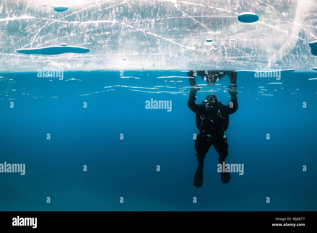 Man swimming underwater sea hi-res stock photography and images - Alamy