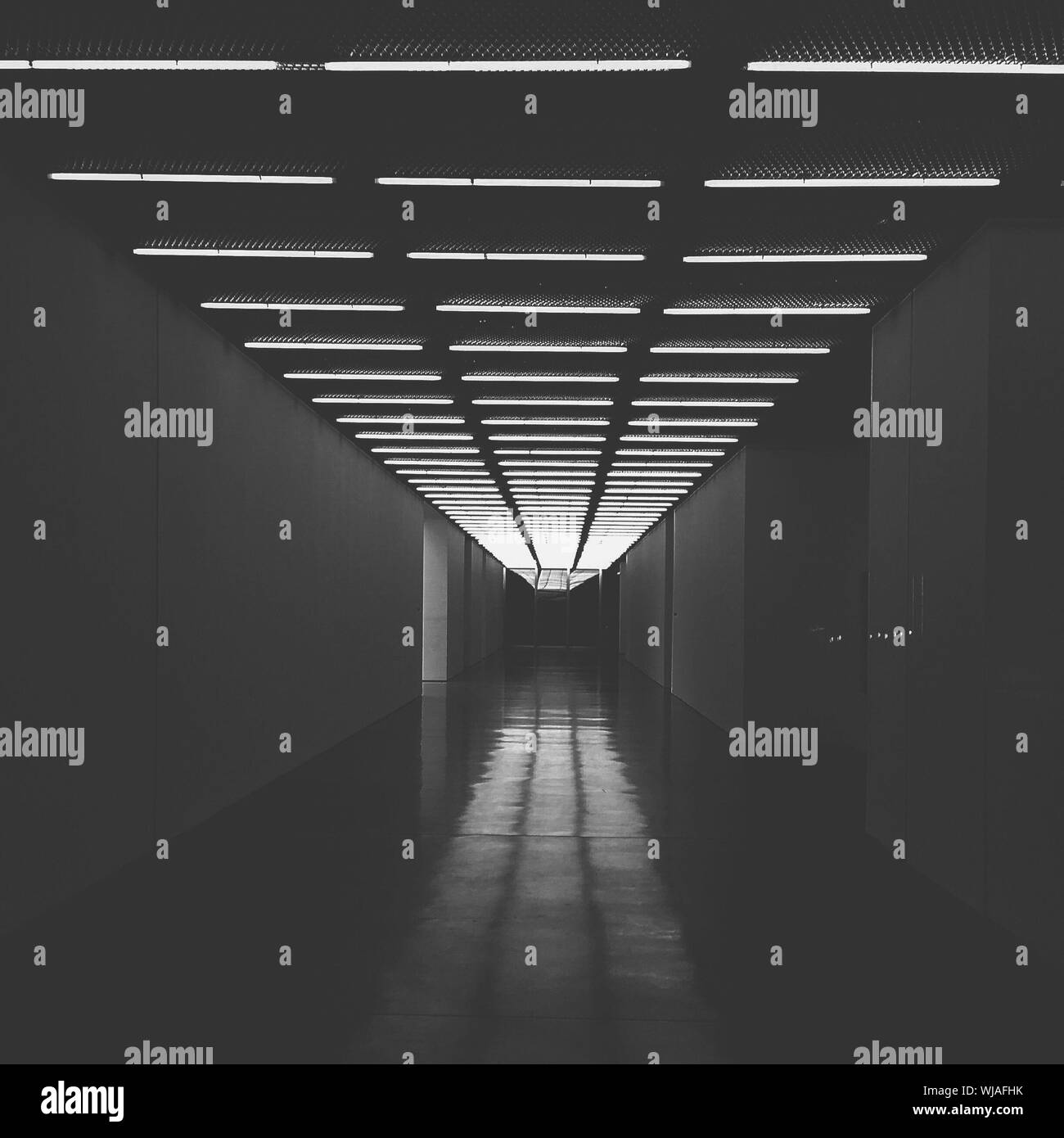 Corridor lights hi-res stock photography and images - Alamy