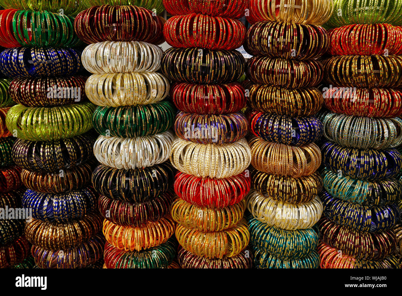Bangles Store High Resolution Stock Photography and Images - Alamy