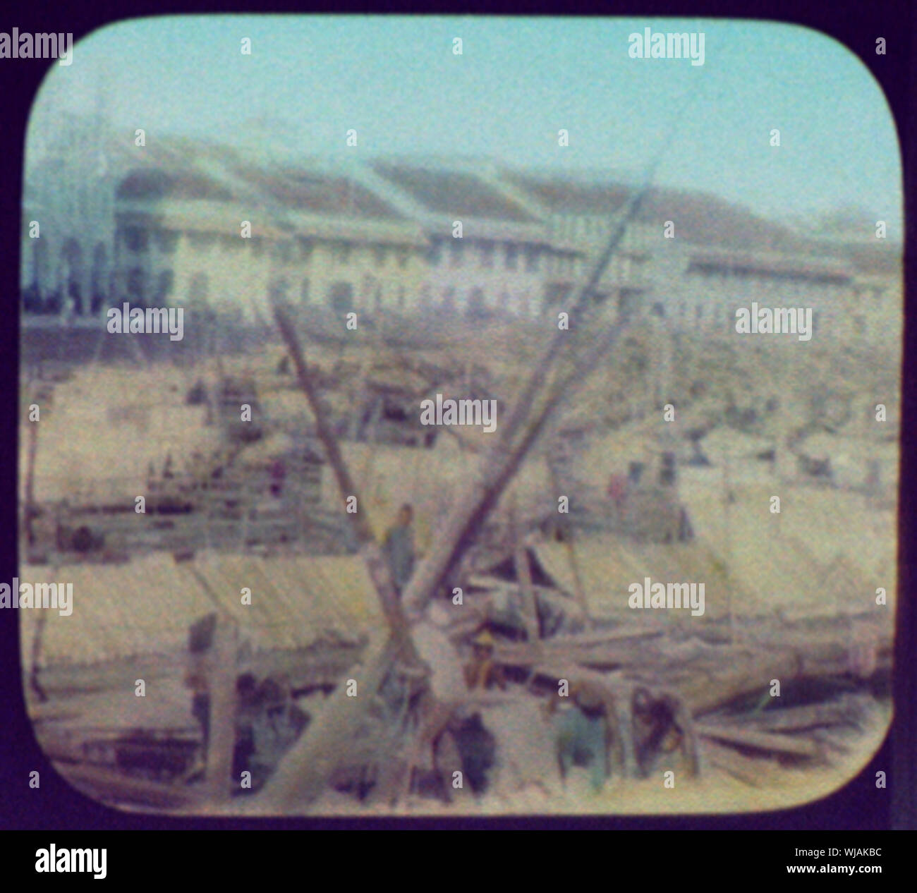 Native boats hi-res stock photography and images - Alamy