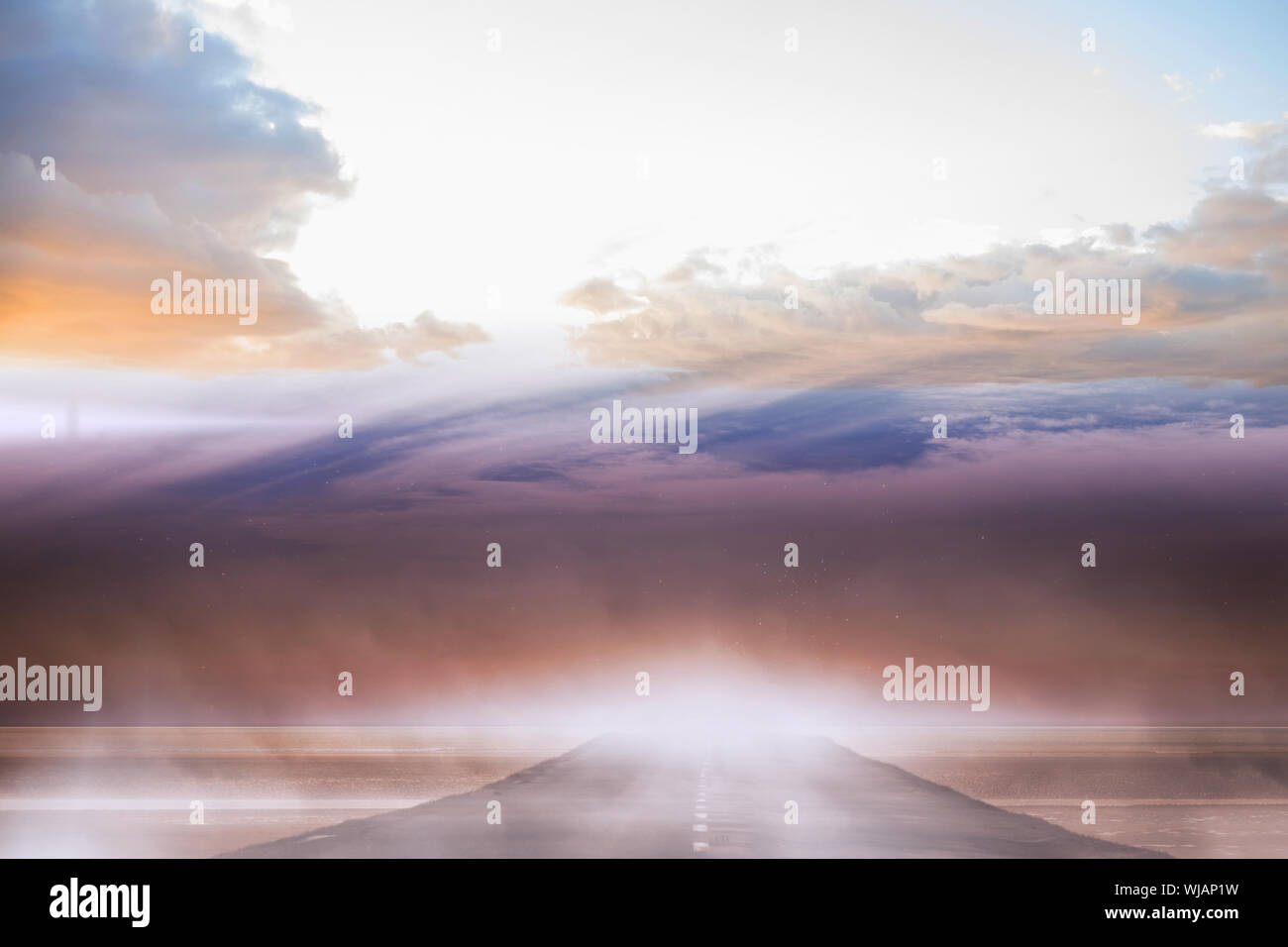 Road leading out to the horizon Stock Photo - Alamy