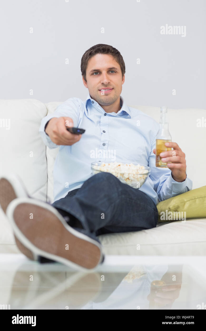 Man with a drink hi-res stock photography and images - Alamy