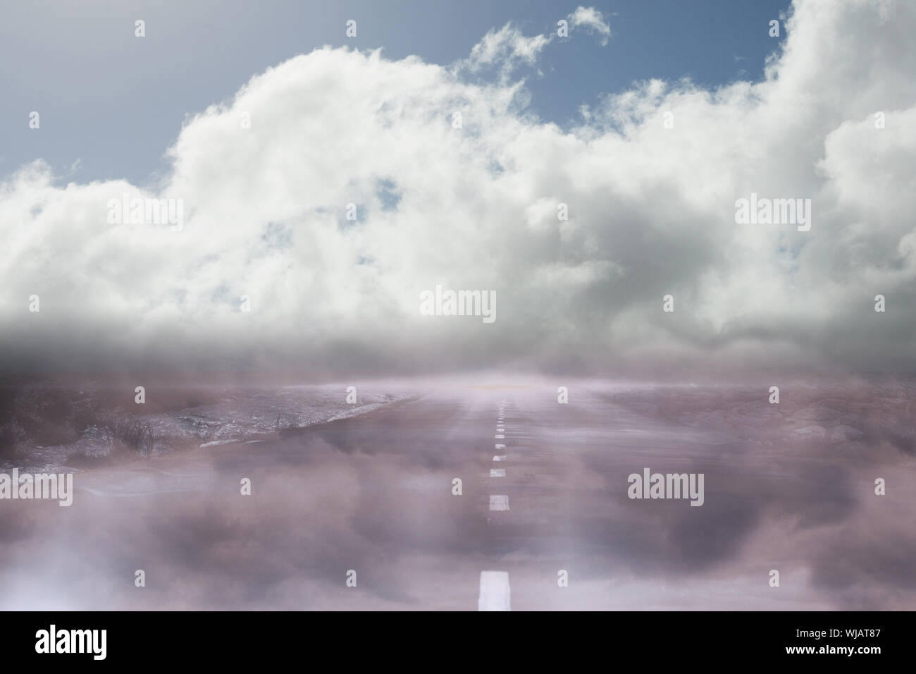Road leading out to the horizon Stock Photo - Alamy