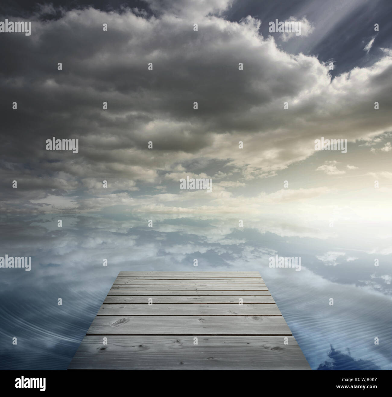 Sky pool bridge hi-res stock photography and images - Alamy
