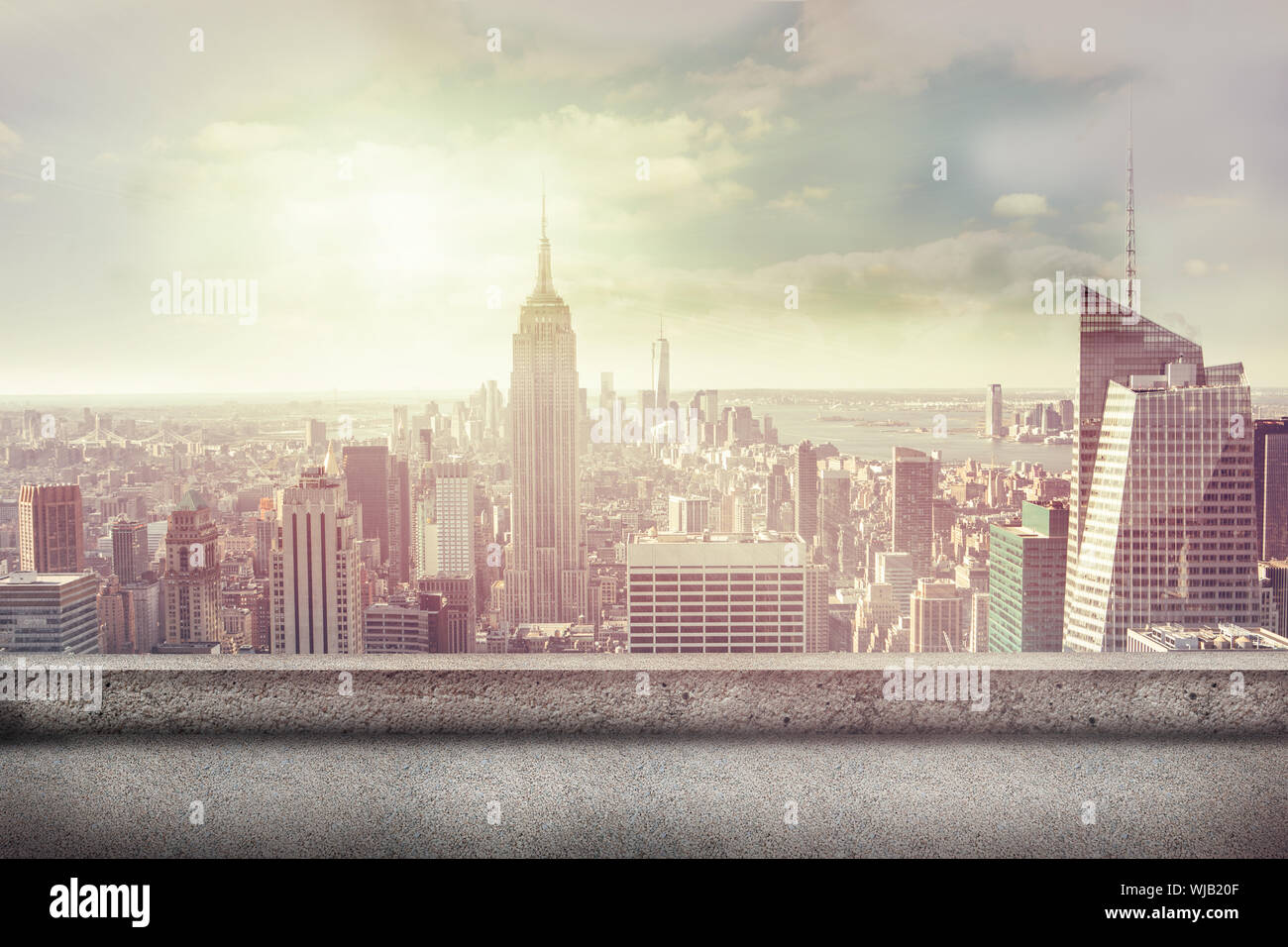 Skyscraper balcony hi-res stock photography and images - Alamy