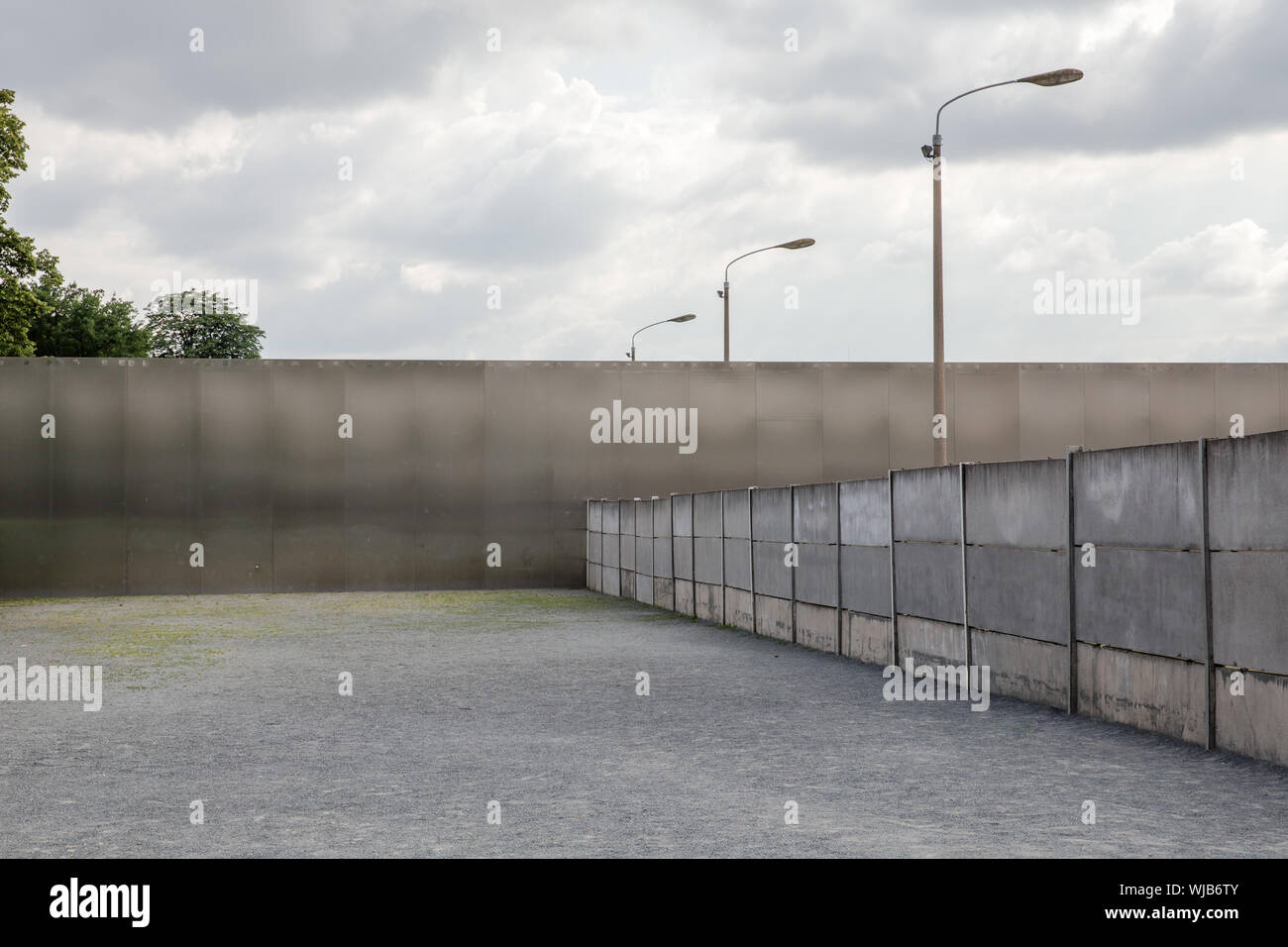 The surrounding walls hi-res stock photography and images - Alamy
