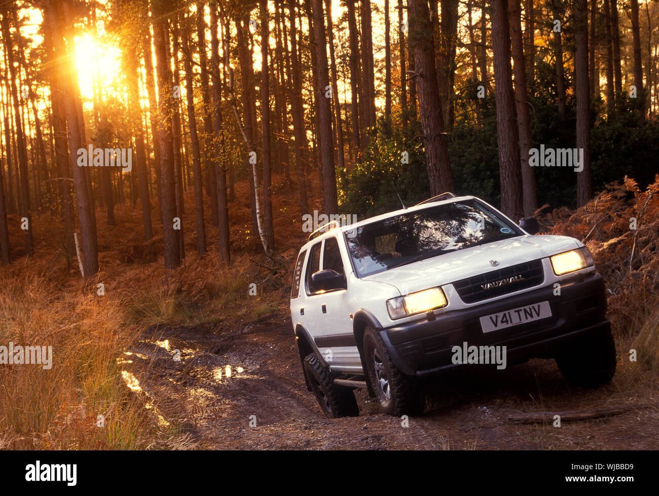 Vauxhall Frontera LWB off roading in UK 1999 Stock Photo - Alamy