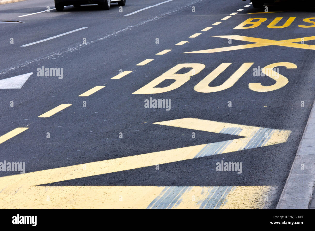 Yellow sign for the city bus Stock Photo - Alamy