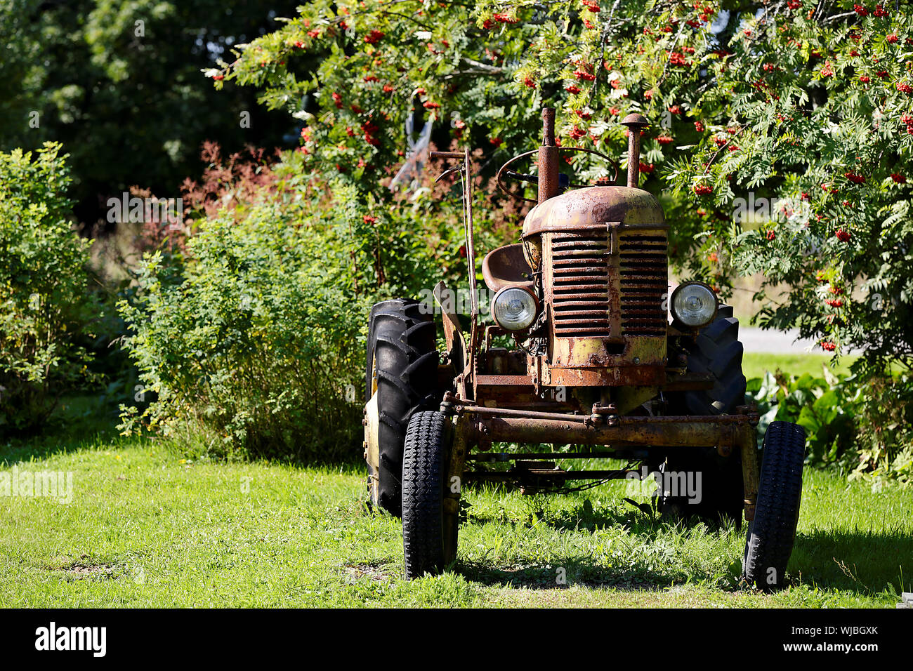 Massey harris hi-res stock photography and images - Alamy