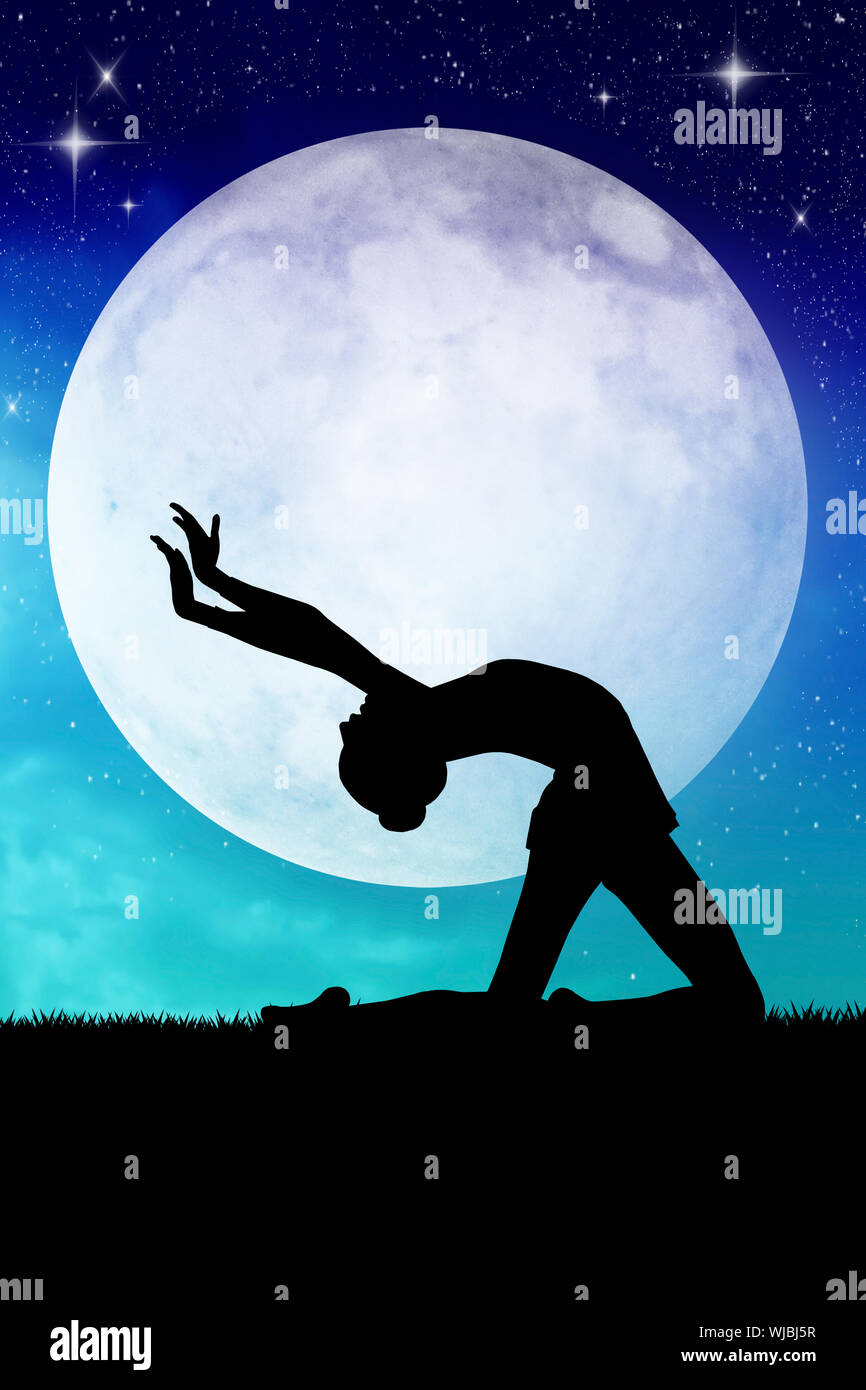 Dancing in the moonlight hi-res stock photography and images - Alamy