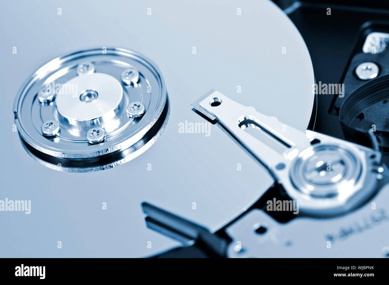 Closeup of hard disk drive internal components Stock Photo - Alamy