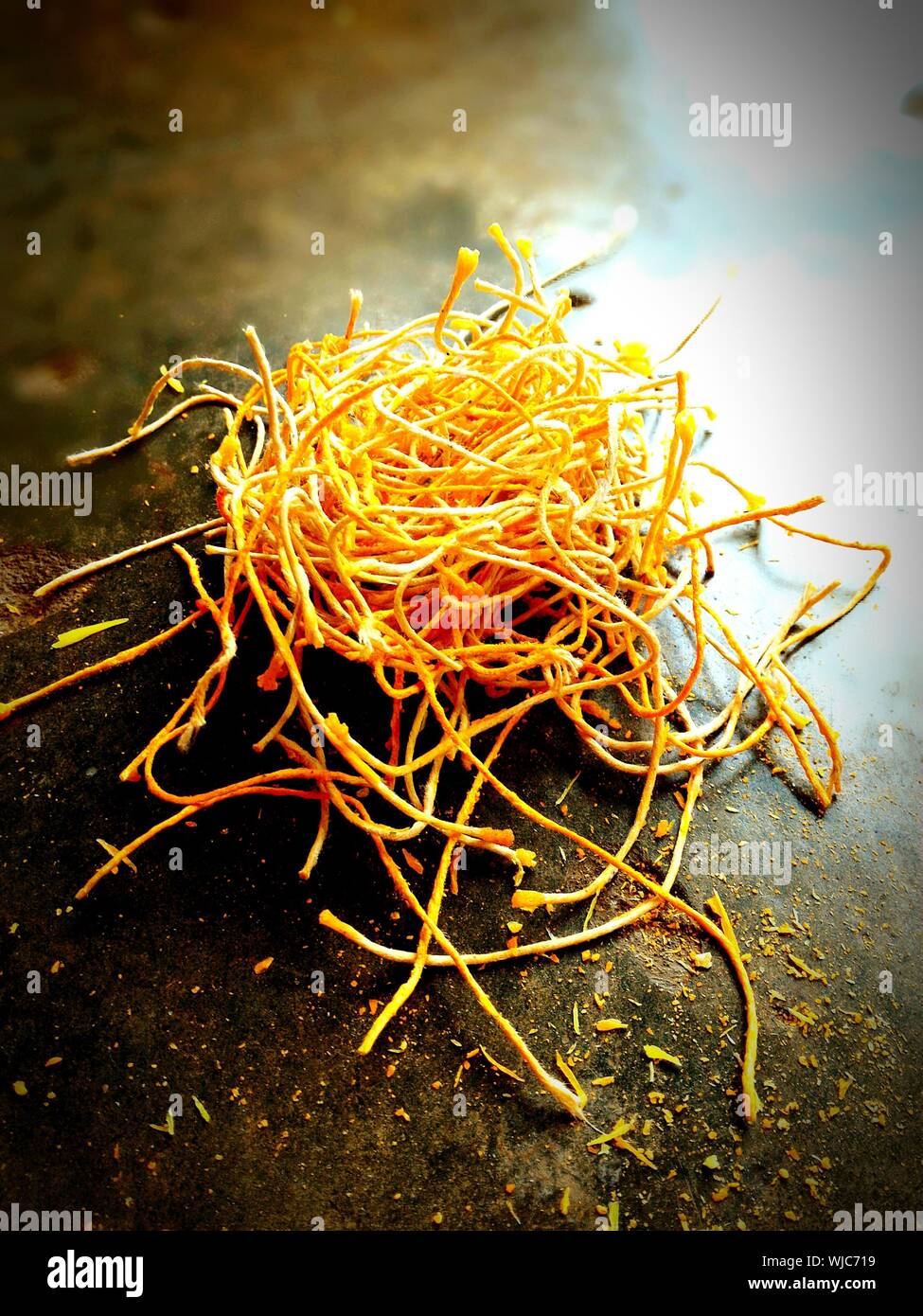 Tangled thread hi-res stock photography and images - Alamy