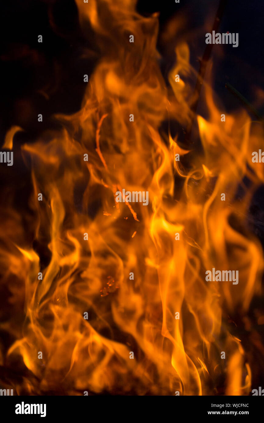 close up of red flames Stock Photo - Alamy