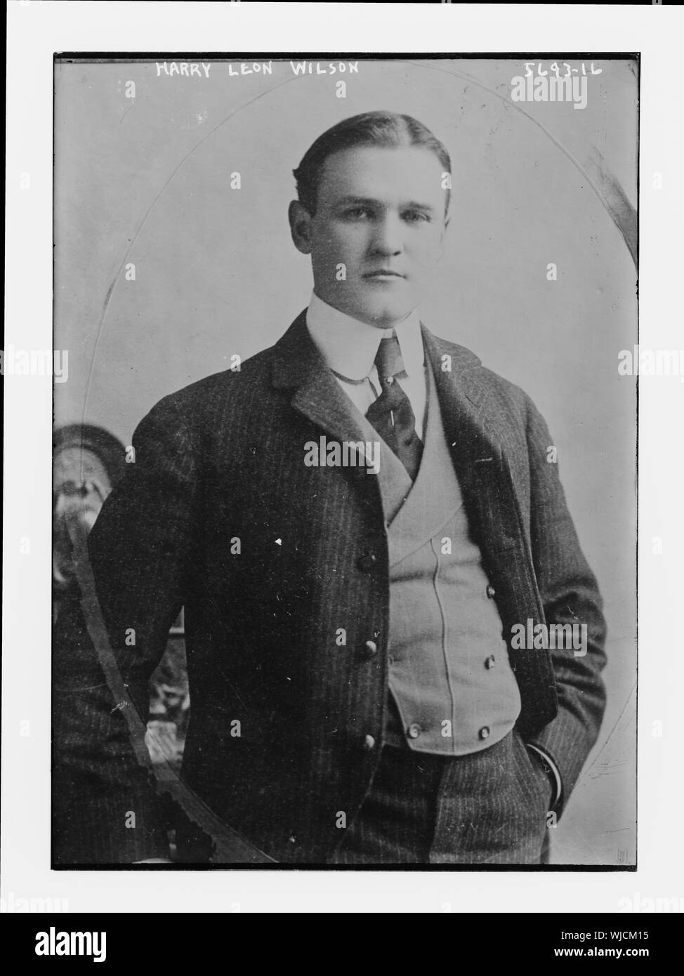 Harry leon hi-res stock photography and images - Alamy