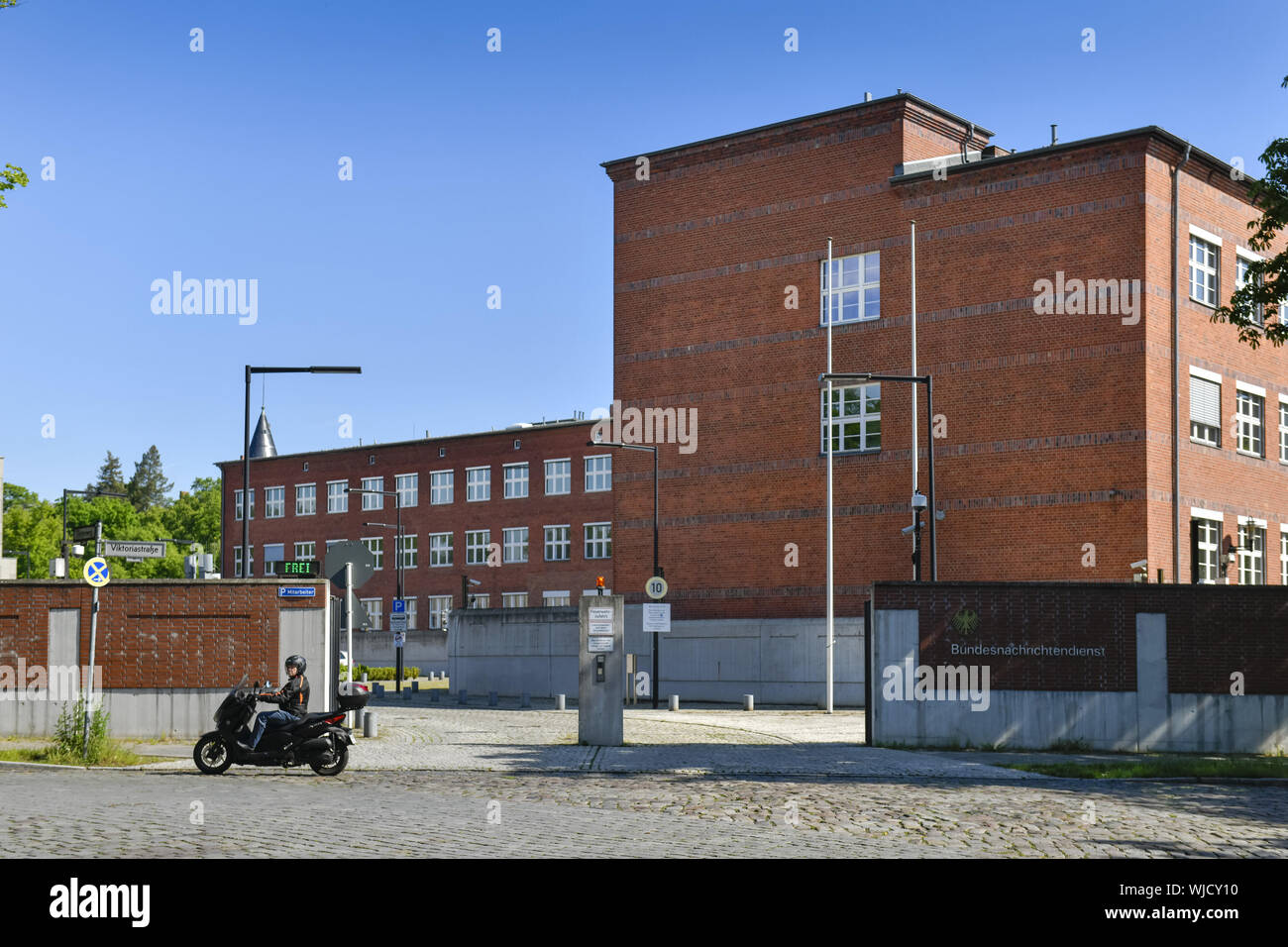 Federal intelligence service germany hi-res stock photography and ...