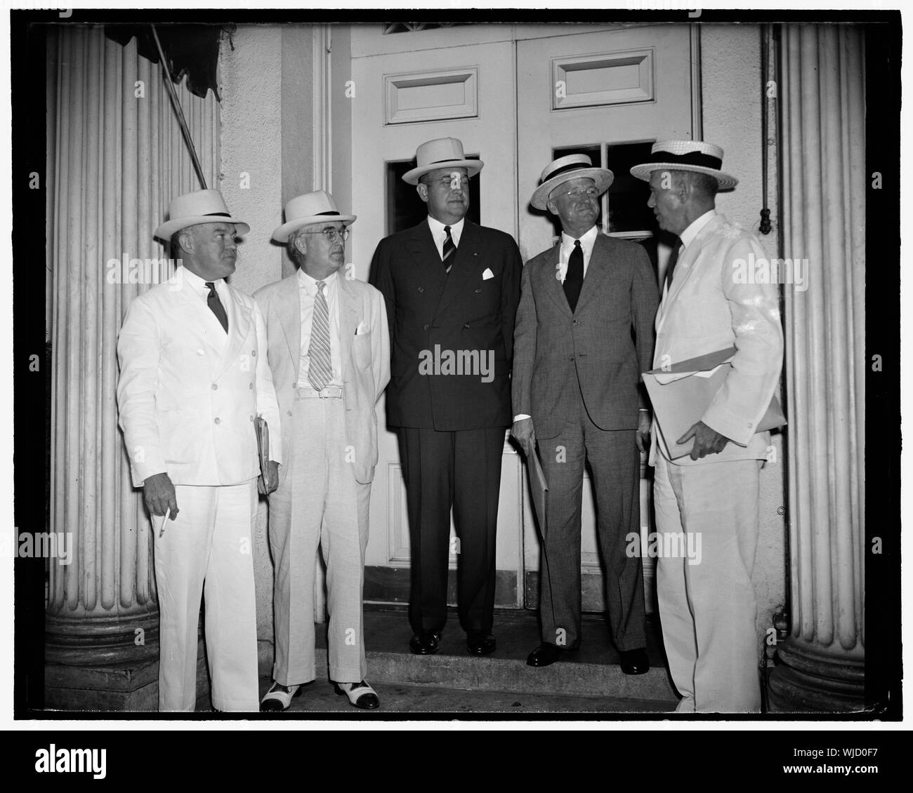 Do not turn left Cut Out Stock Images & Pictures - Alamy