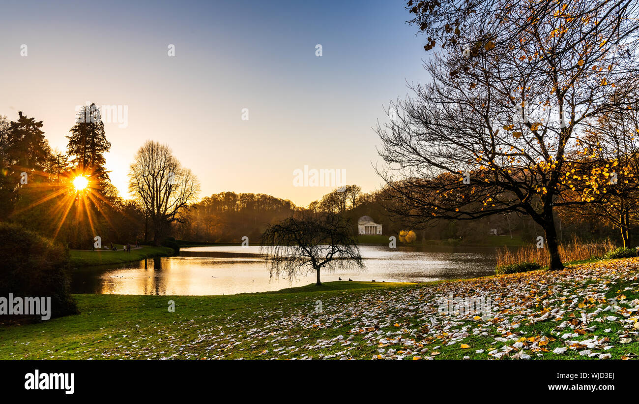 Stourhead national trust hi-res stock photography and images - Alamy