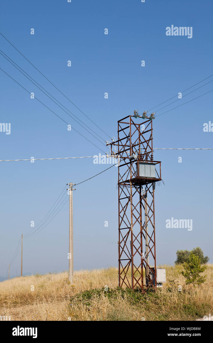 Telephone Pole Electrical Pylon Desert Heat Haze Stock Photo - Alamy