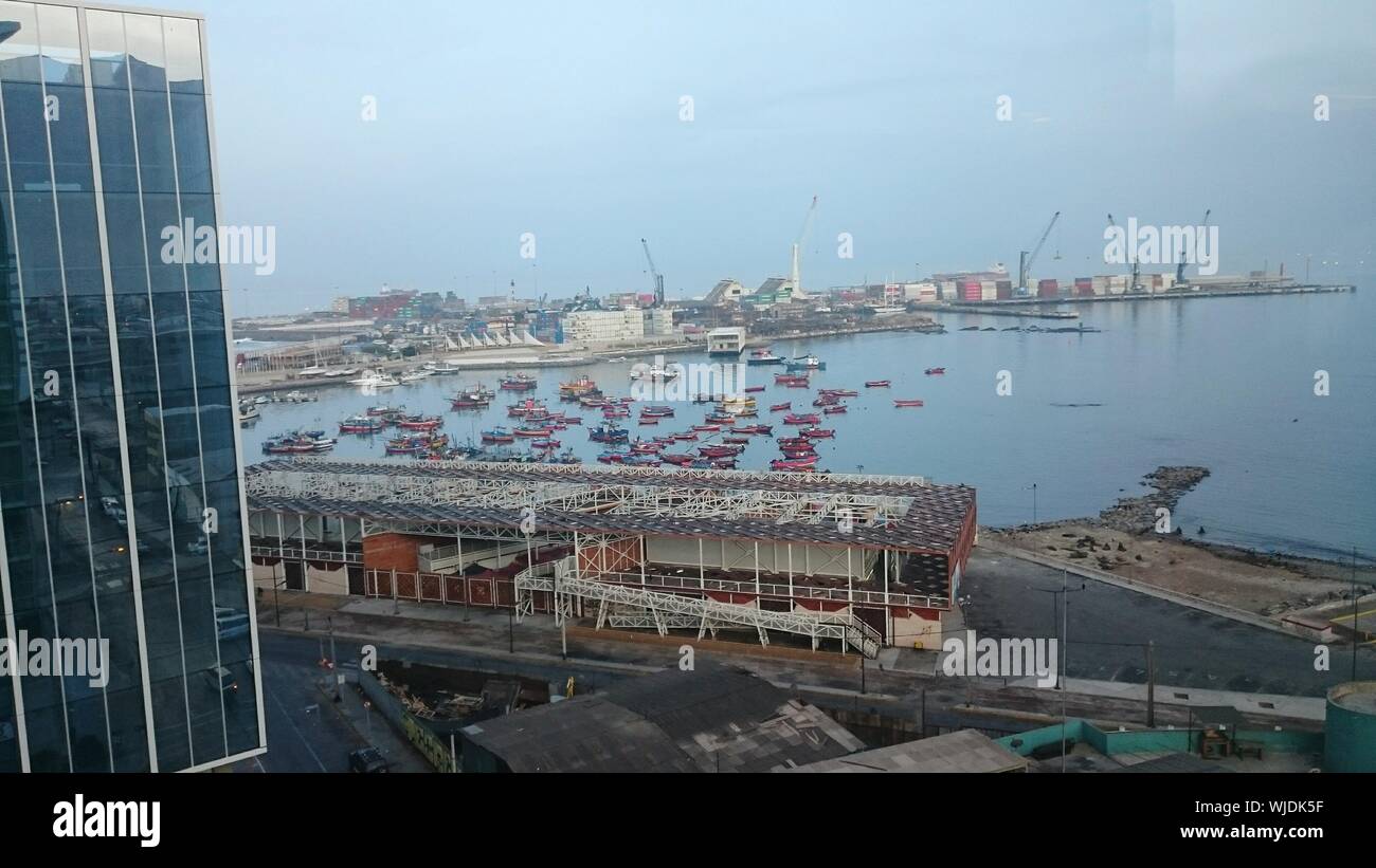 Elevated dock hi-res stock photography and images - Alamy