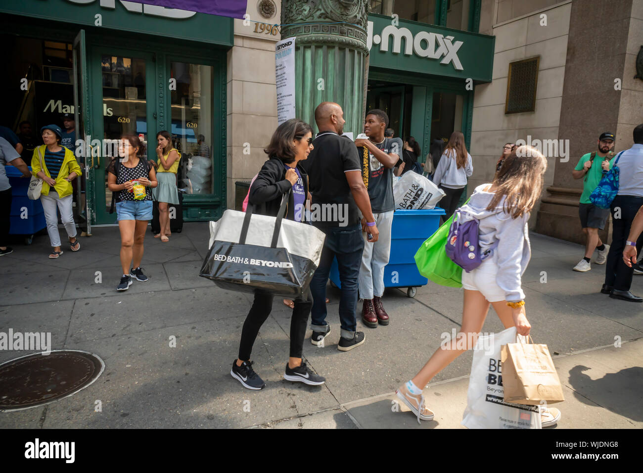 Student dorm corridor hi-res stock photography and images - Alamy